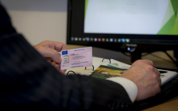 Driving licence categories explained - Car Keys