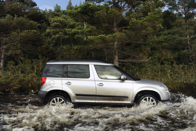 What to do if your car is flood-damaged - Car Keys