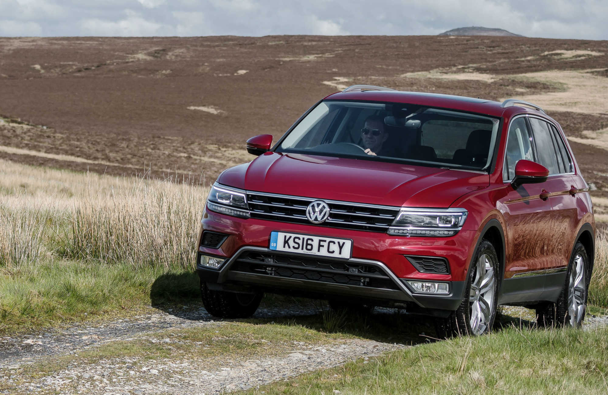 Volkswagen Tiguan SE Navigation 2.0 TDI 150 SUV review - Car Keys
